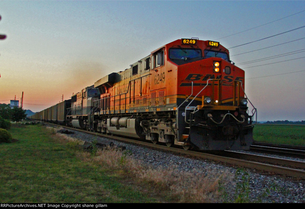 BNSF 6249 Last but not least!